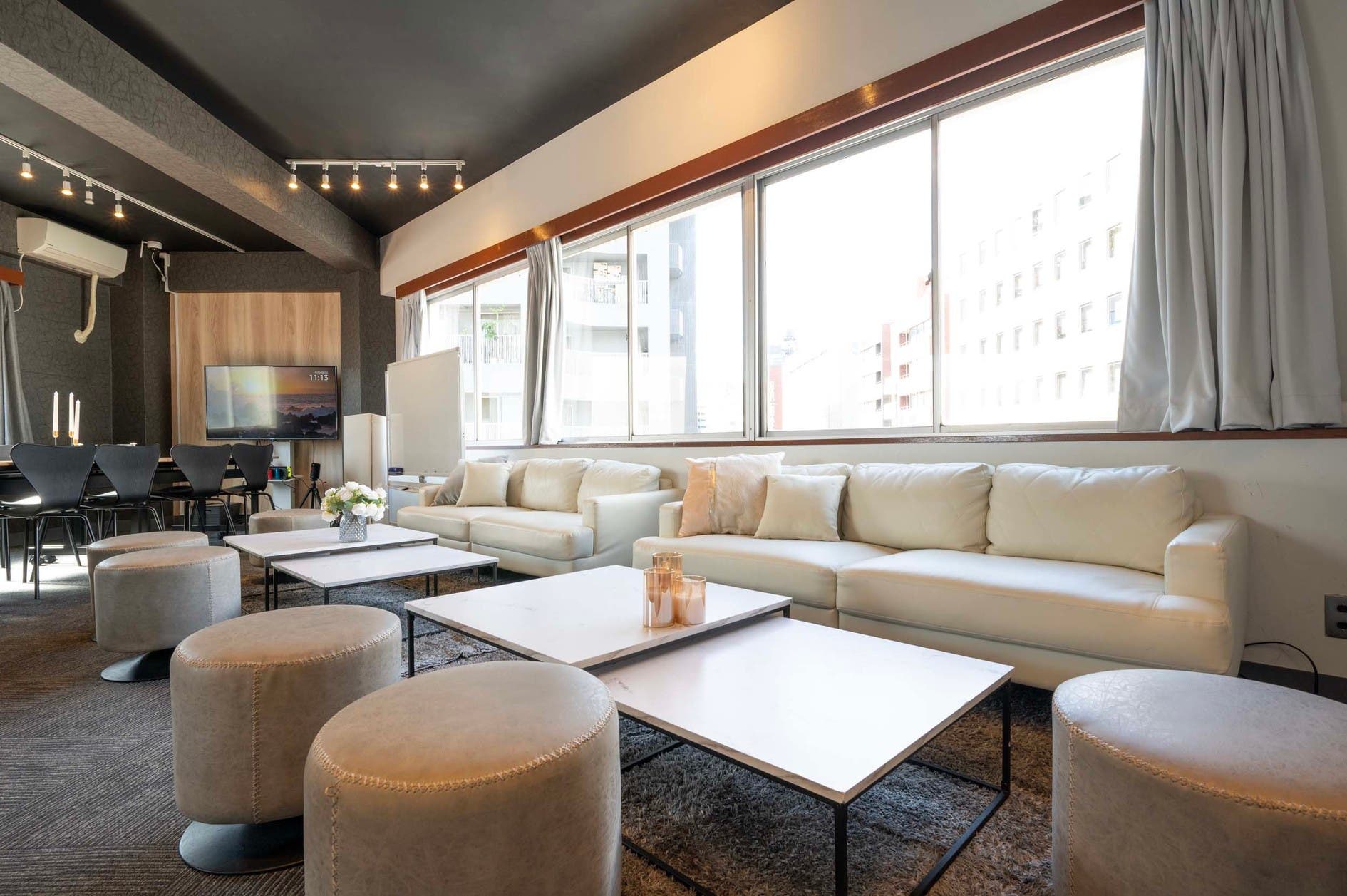 🆕NewOpen🆕神田駅徒歩2分🚶✨最大40名👥120㌅大画面プロジェクター🎥セミナー👥懇親会🥂忘年会🍻の写真13