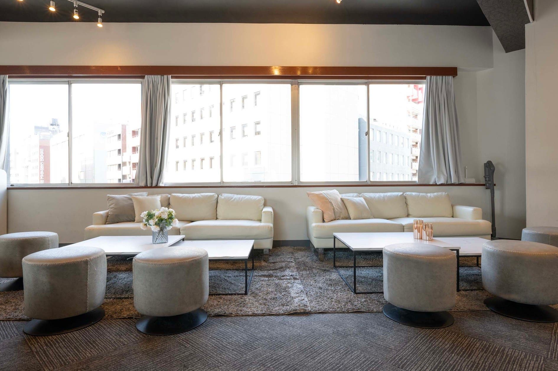 🆕NewOpen🆕神田駅徒歩2分🚶✨最大40名👥120㌅大画面プロジェクター🎥セミナー👥懇親会🥂忘年会🍻の写真15