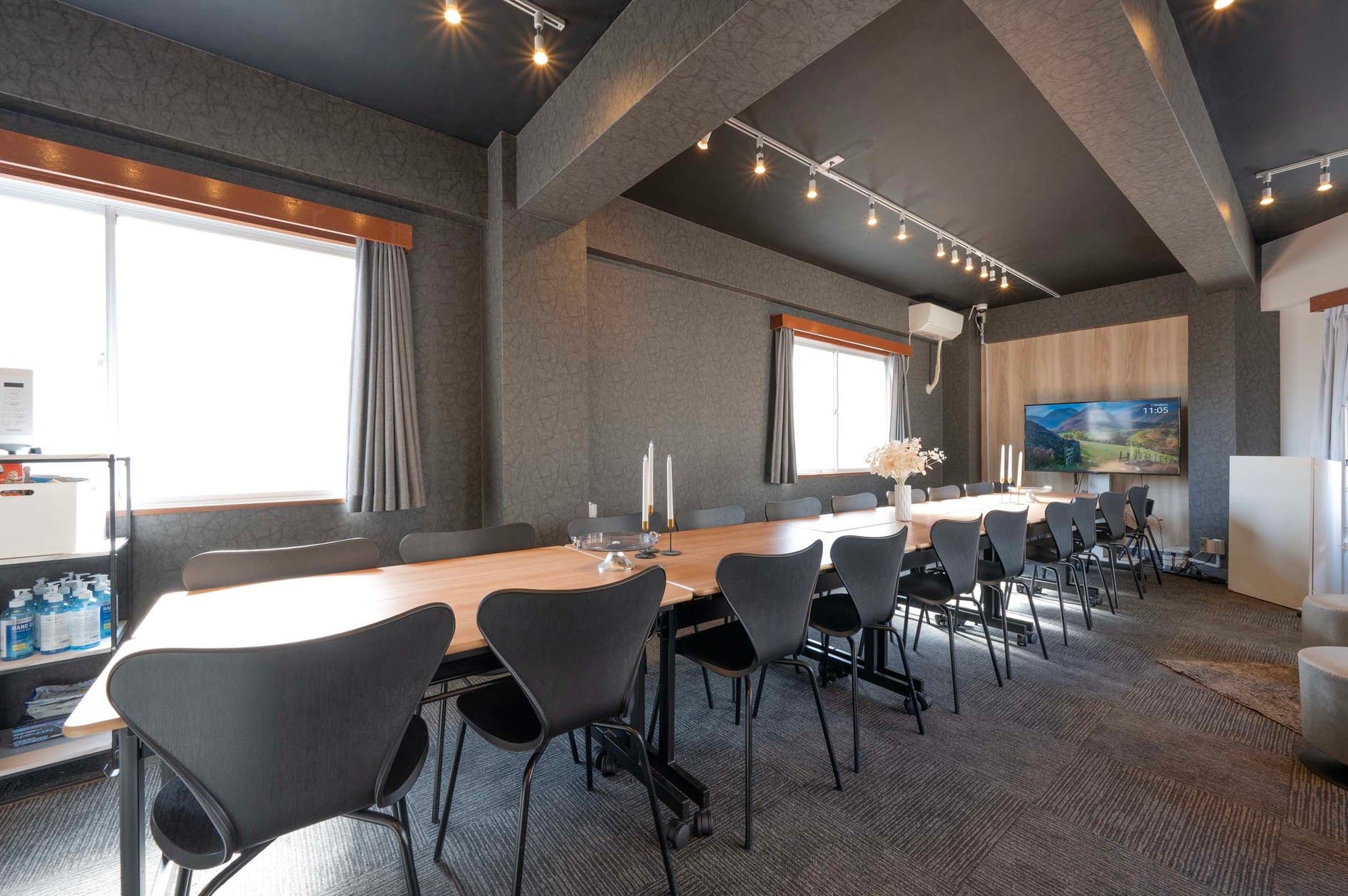 🆕NewOpen🆕神田駅徒歩2分🚶✨最大40名👥120㌅大画面プロジェクター🎥セミナー👥懇親会🥂忘年会🍻の写真17