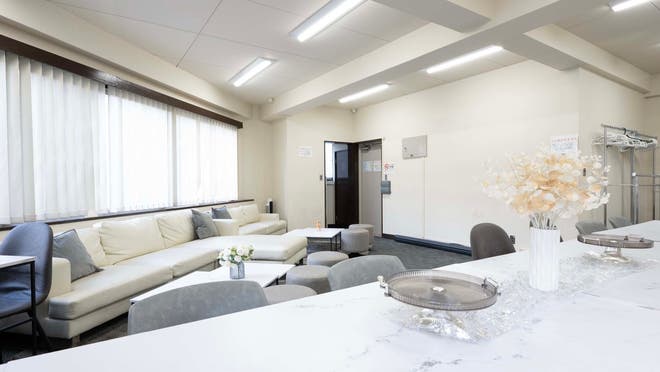 🎈NewOpen🎈神田駅徒歩2分🚶✨最大40名👥120㌅大画面プロジェクター🎥セミナー👥懇親会🥂忘年会🍻の写真6