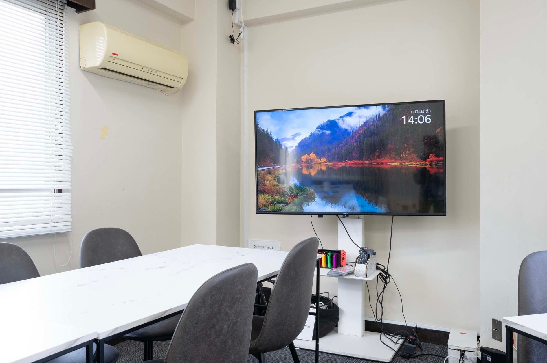 🎈NewOpen🎈神田駅徒歩2分🚶✨最大40名👥120㌅大画面プロジェクター🎥セミナー👥懇親会🥂忘年会🍻の写真8