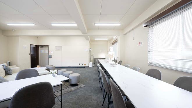 🎈NewOpen🎈神田駅徒歩2分🚶✨最大40名👥120㌅大画面プロジェクター🎥セミナー👥懇親会🥂忘年会🍻の写真11