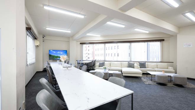 🎈NewOpen🎈神田駅徒歩2分🚶✨最大40名👥120㌅大画面プロジェクター🎥セミナー👥懇親会🥂忘年会🍻の写真17