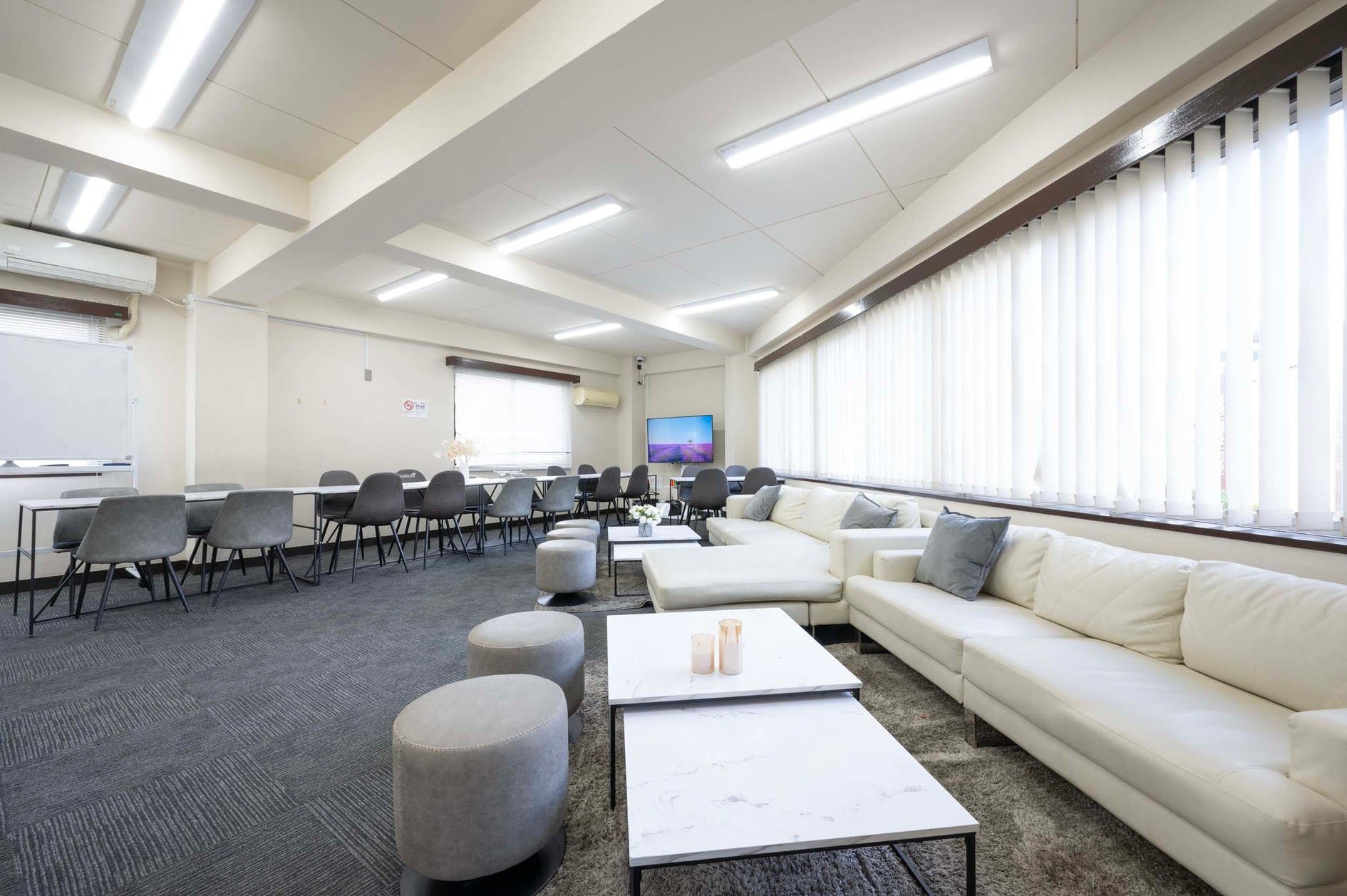 🎈NewOpen🎈神田駅徒歩2分🚶✨最大40名👥120㌅大画面プロジェクター🎥セミナー👥懇親会🥂忘年会🍻の写真1