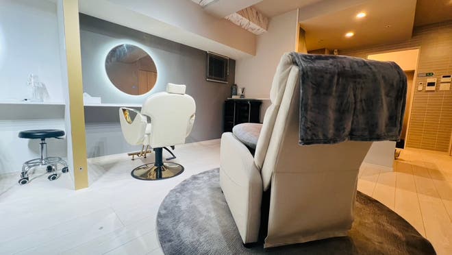 Luxury Sweet Beauty 82 ネイル、アイ、ヘッド、美容専門新築スペース、博多駅すぐそばの写真5