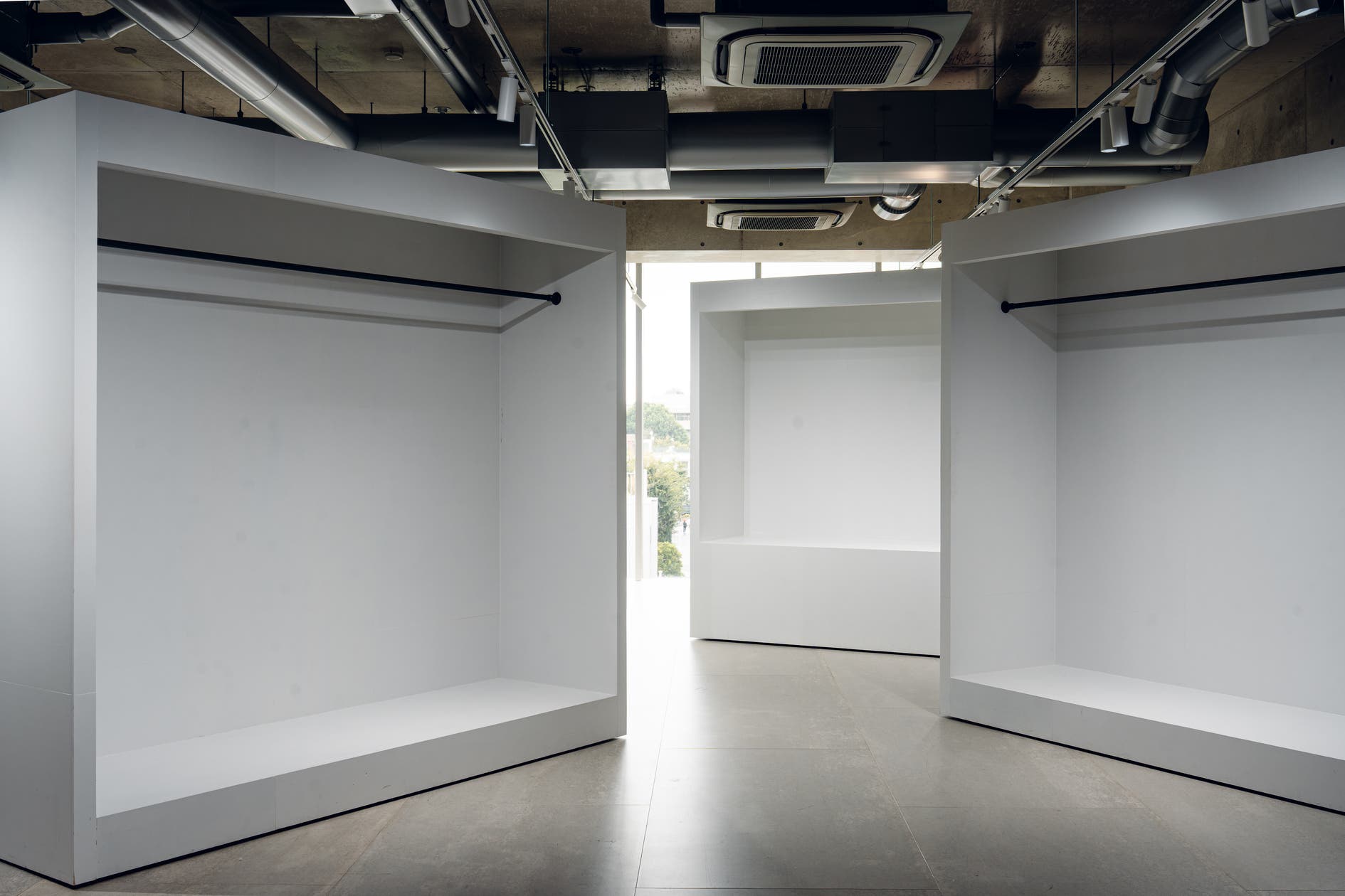 hRp_a 4F Gallery & Event 神宮前スペースの写真3