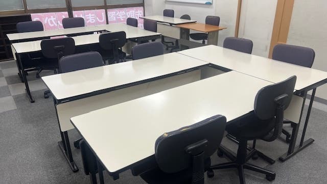 学習塾の教室の写真8