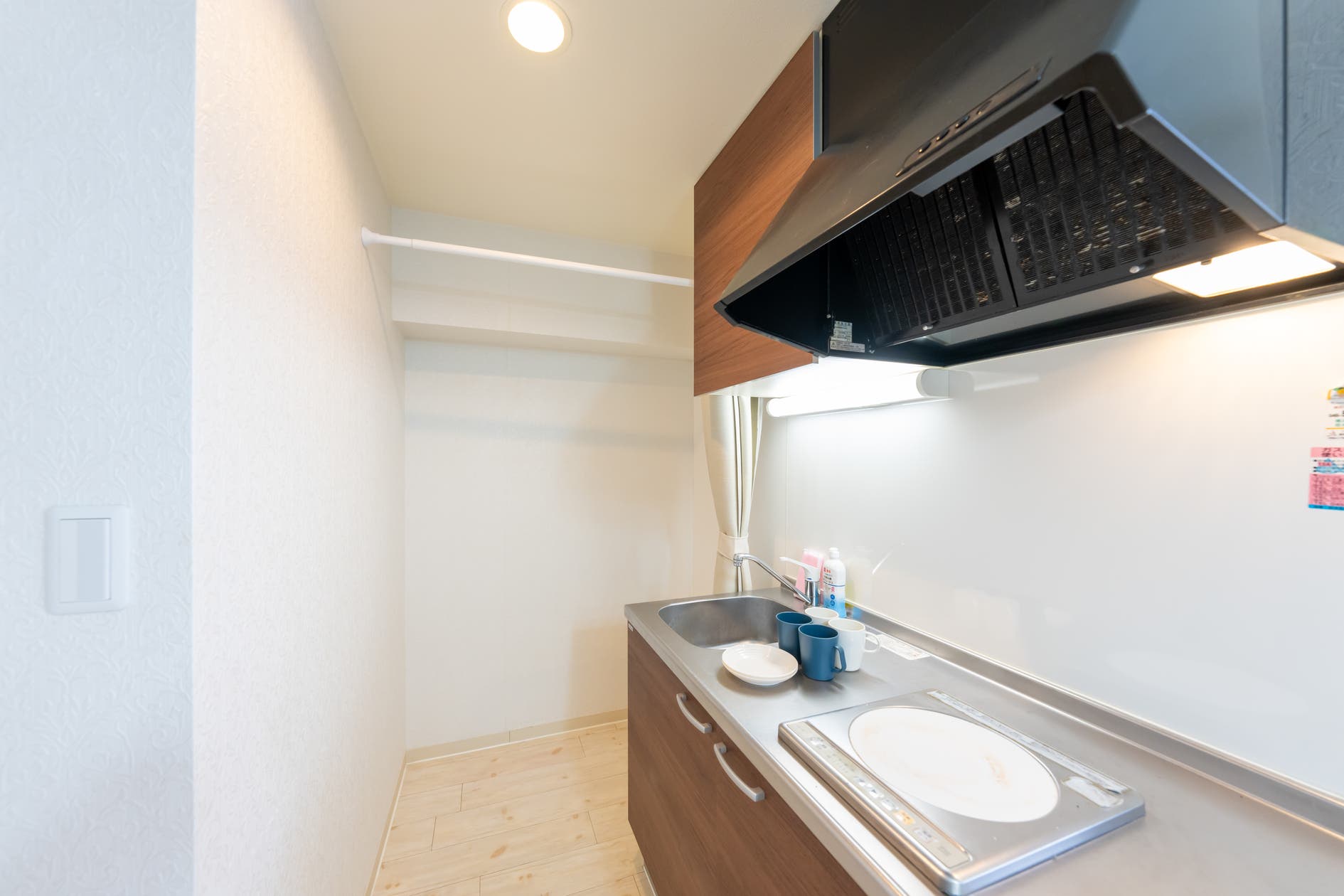 鶴見駅徒歩3分 28平米 シンプルでおしゃれな完全個室のプライベートサロン🌿【マッサージ、整体、エステ、ネイル】の写真8