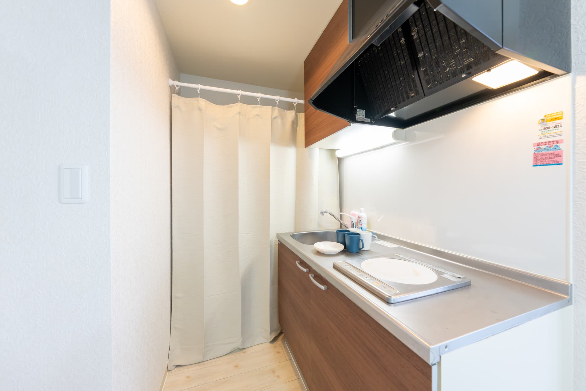 鶴見駅徒歩3分 28平米 シンプルでおしゃれな完全個室のプライベートサロン🌿【マッサージ、整体、エステ、ネイル】の写真10