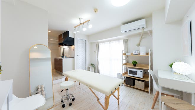 【オープン記念価格✨】鶴見駅徒歩3分 28平米 シンプルでおしゃれな完全個室のプライベートサロン🌿の写真1