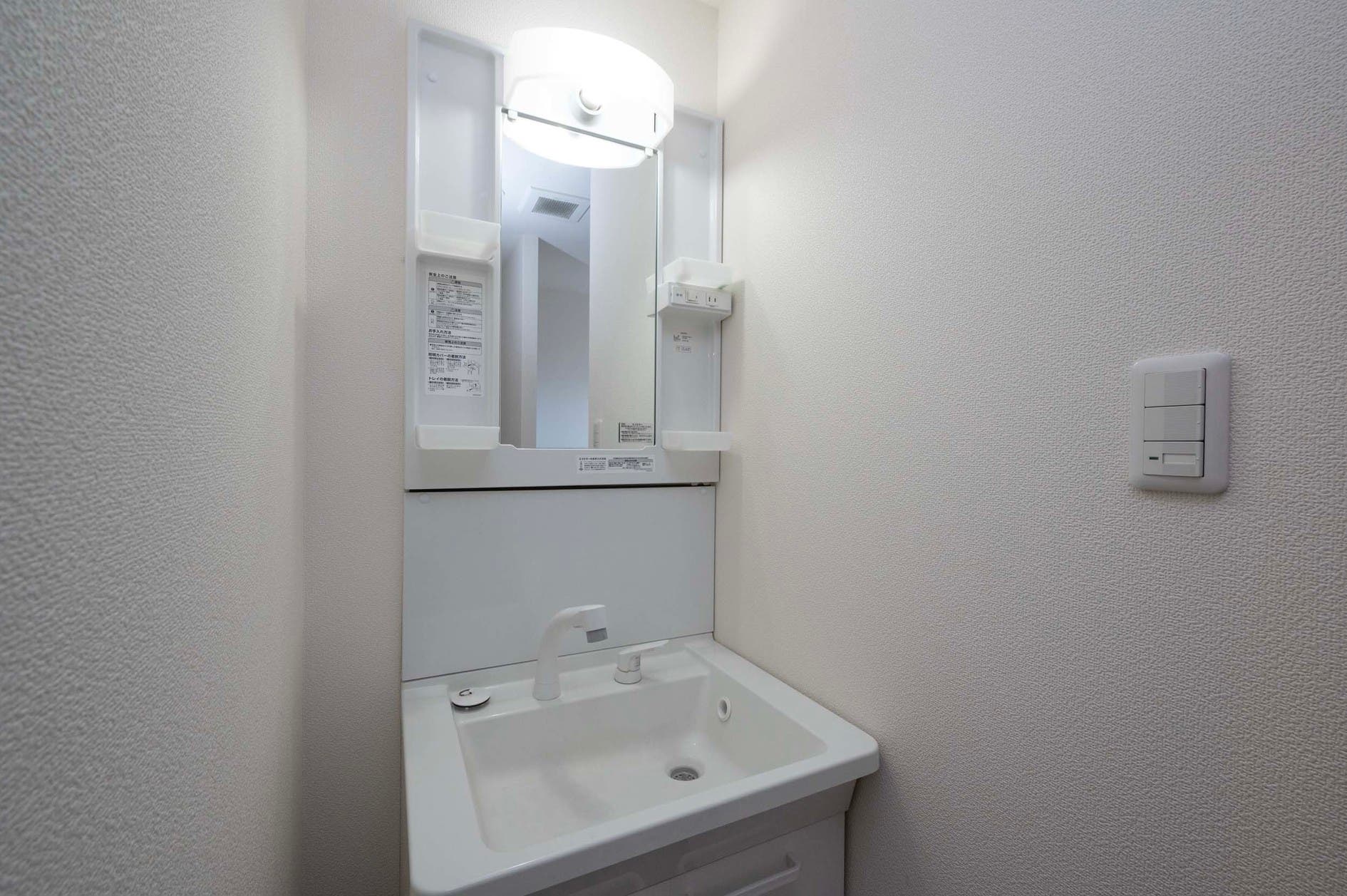 【大画面で映画・ライブ鑑賞】大船駅4分🚶最高画質4Kﾌﾟﾛｼﾞｪｸﾀｰ・超特大100ｲﾝﾁｽｸﾘｰﾝ・最高音質で映画鑑賞🍿の写真25