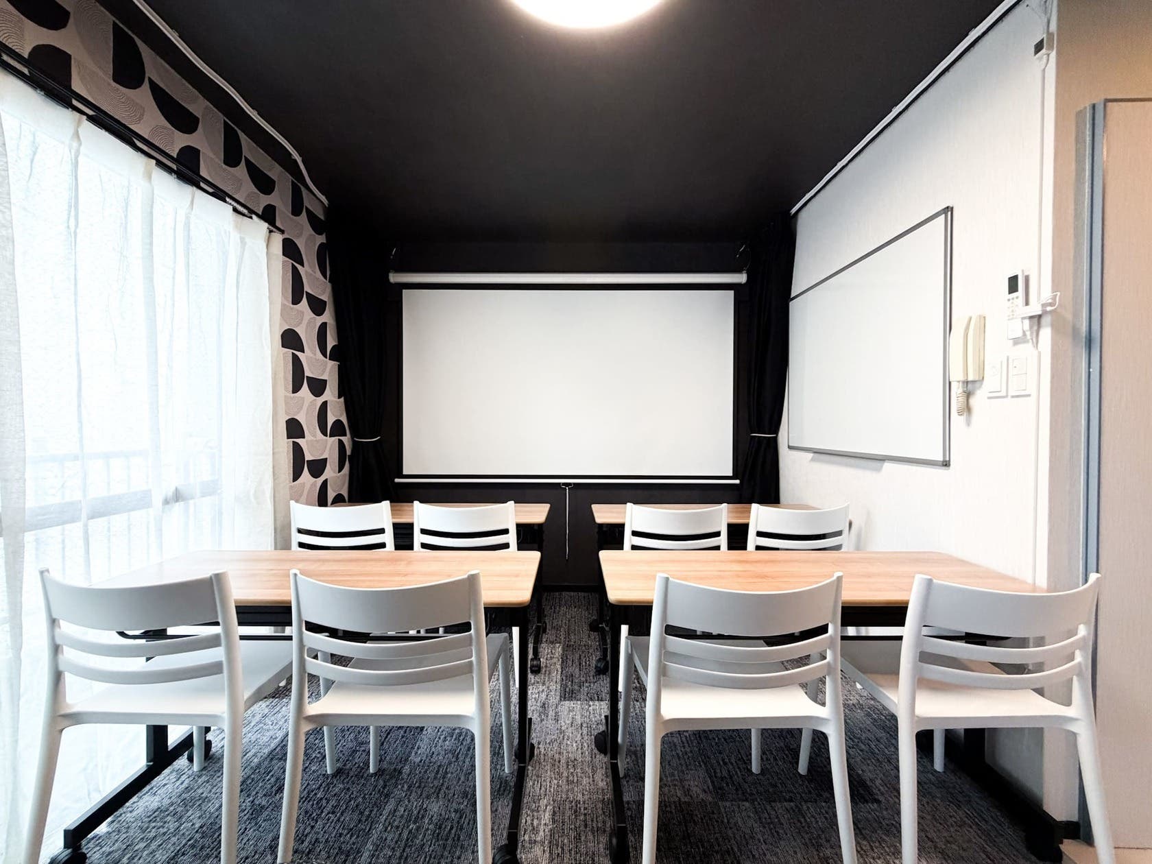 【静岡駅4分、10名利用可】完全個室！会議！シアター！ボードゲーム！押し活！ママ友！ デート！貸し会議室ユニエル 静岡プレミアムの写真6