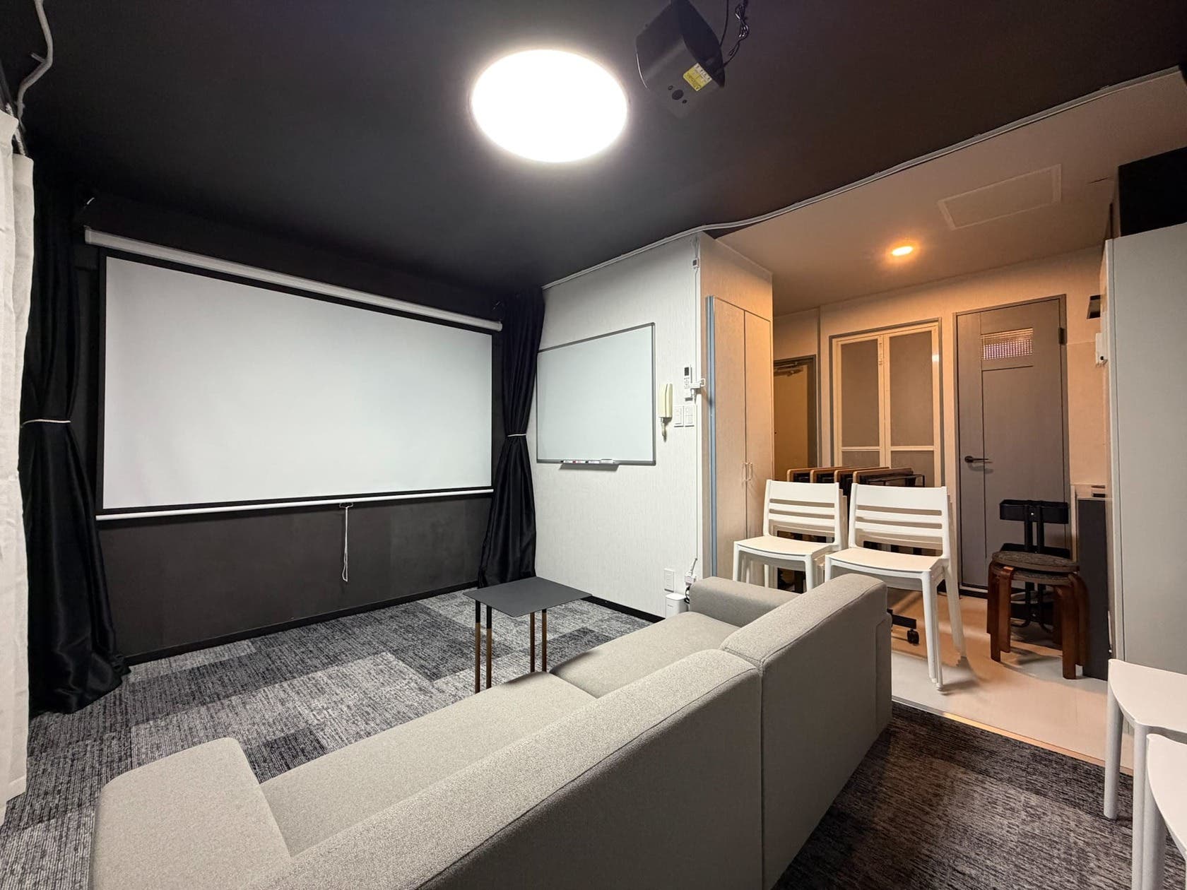 【静岡駅4分、10名利用可】完全個室！会議！シアター！ボードゲーム！押し活！ママ友！ デート！貸し会議室ユニエル 静岡プレミアムの写真27