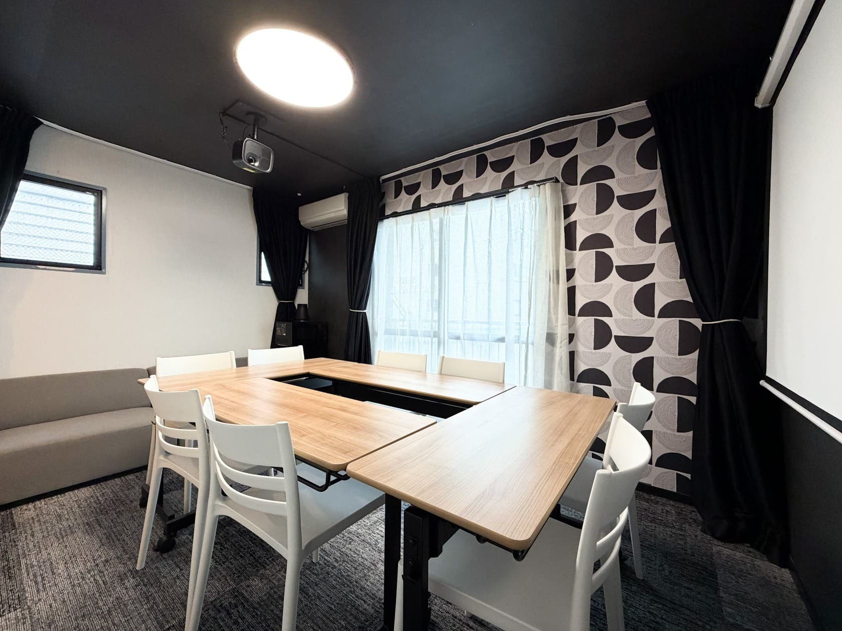 【静岡駅4分、10名利用可】完全個室！会議！シアター！ボードゲーム！押し活！ママ友！ デート！貸し会議室ユニエル 静岡プレミアムの写真30