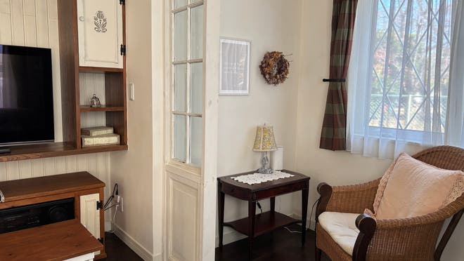 アンティーク家具と手作り感のある可愛い内装のスタジオです◆記念日撮影◆ポートレート◆キッチン付◆幅広い用途で撮影可◆駐車2台可◆の写真12