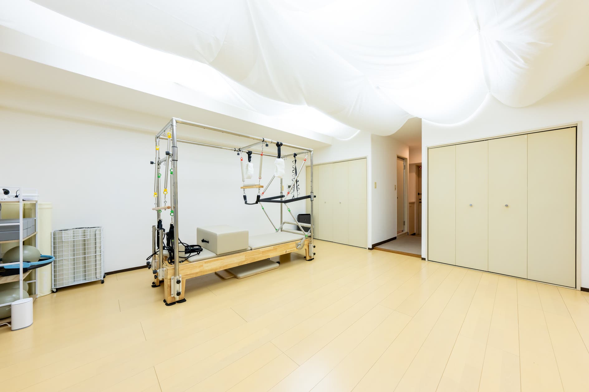 オープン特価800円🎉【横浜エリア|東神奈川駅５分】ピラティス・ヨガ・ダンス等の練習、レッスン等に👍|ピラティスマシン設置の写真7