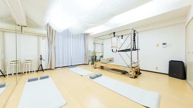 オープン特価800円🎉【横浜エリア|東神奈川駅5分】ピラティス・ヨガ・ダンス等の練習、レッスン等に👍|ピラティスマシン設置の写真8