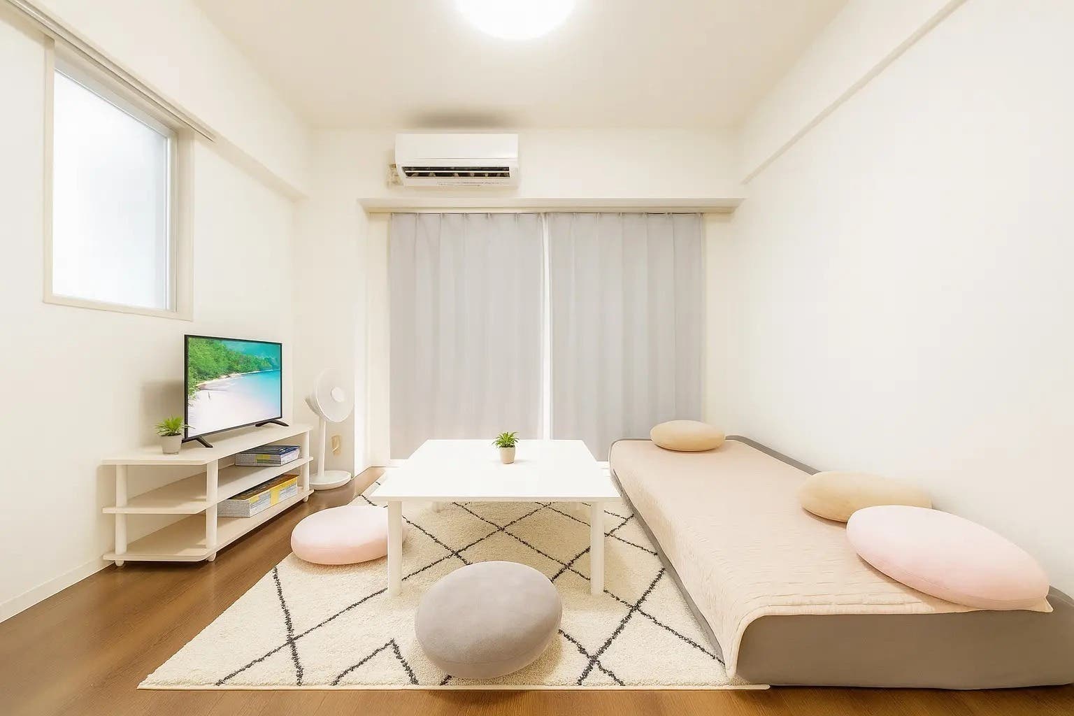 名駅徒歩5分🚶ボドゲ25種類✨映画見放題📺24時間365日利用OK🏪高速Wifi✨の写真2