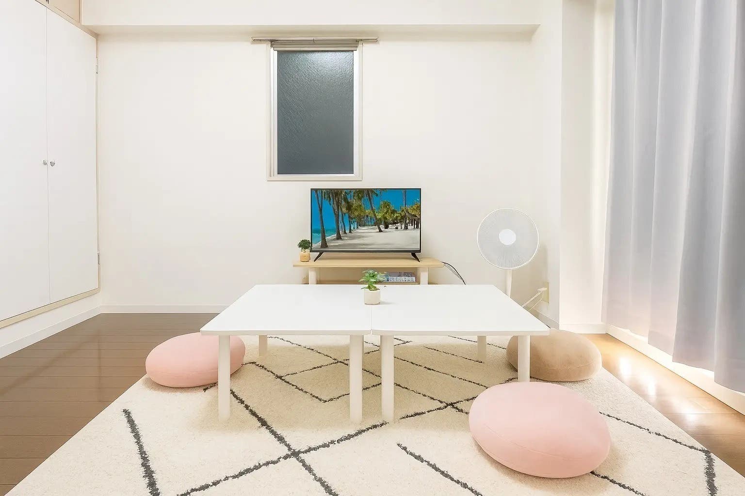 名駅徒歩5分🚶ボドゲ25種類✨映画見放題📺24時間365日利用OK🏪高速Wifi✨の写真3