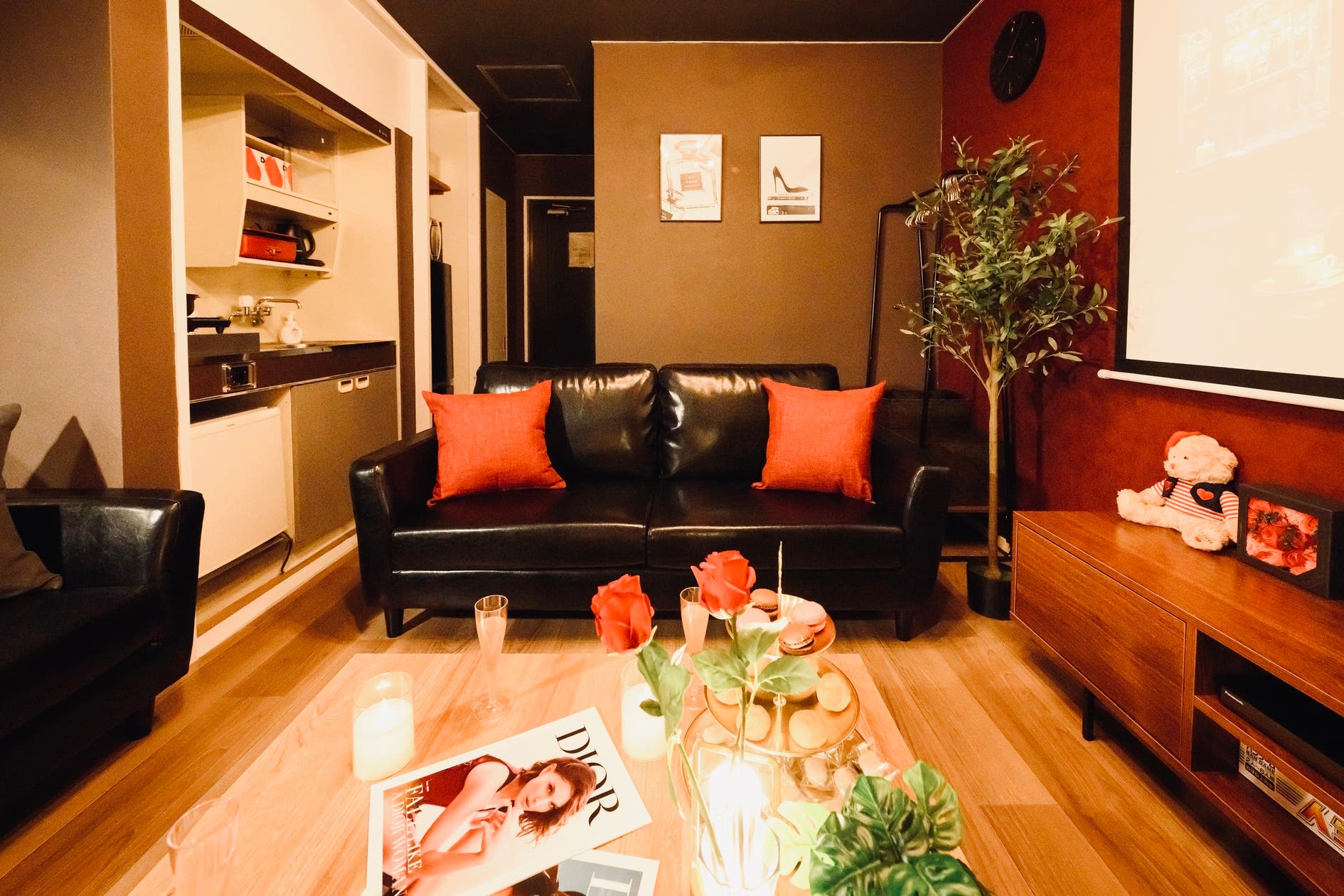 25.11月OPEN🌹心斎橋駅4分✨ラグジュアリー空間で女子会やデート💕100㌅大画面で高画質&高音質 本格シネマ体験🎥✨の写真5