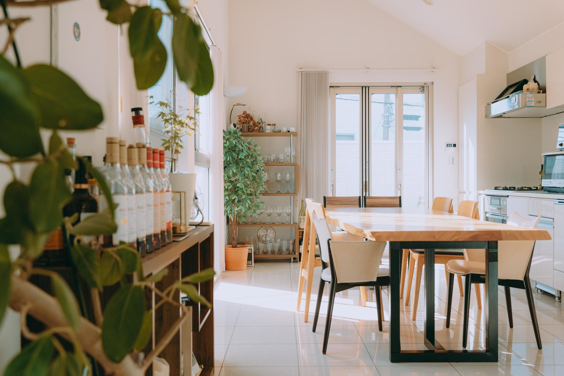 ハウススタジオ（パーティOK）📷潤沢太陽光に30畳リビングと大規模キッチン！撮影やパーティに贅沢空間📷室内最大30名収容👬の写真7