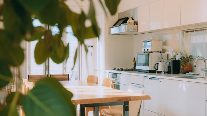 ハウススタジオ(パーティOK)📷潤沢太陽光に30畳リビングと大規模キッチン!撮影やパーティに贅沢空間📷室内最大30名収容👬の写真5