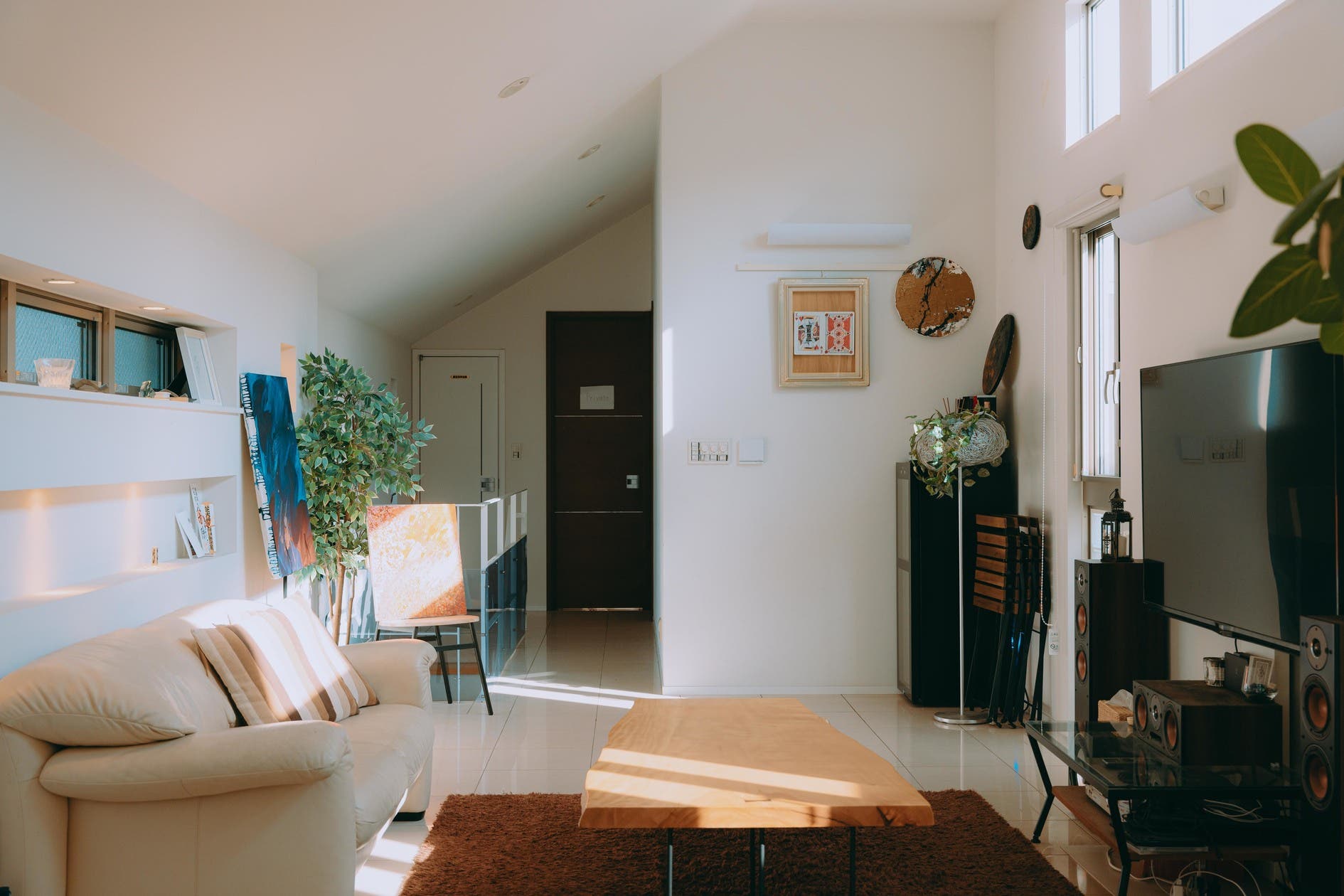 ハウススタジオ（パーティOK）📷潤沢太陽光に30畳リビングと大規模キッチン！撮影やパーティに贅沢空間📷室内最大30名収容👬の写真11