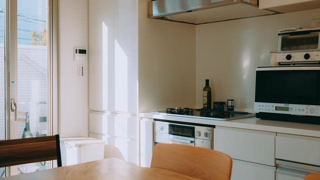 ハウススタジオ(パーティOK)📷潤沢太陽光に30畳リビングと大規模キッチン!撮影やパーティに贅沢空間📷室内最大30名収容👬の写真14