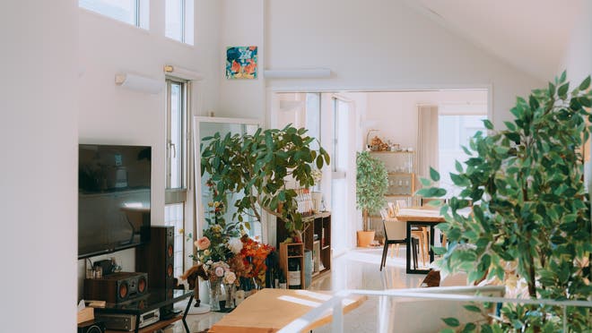 ハウススタジオ(パーティOK)📷潤沢太陽光に30畳リビングと大規模キッチン!撮影やパーティに贅沢空間📷室内最大30名収容👬の写真2