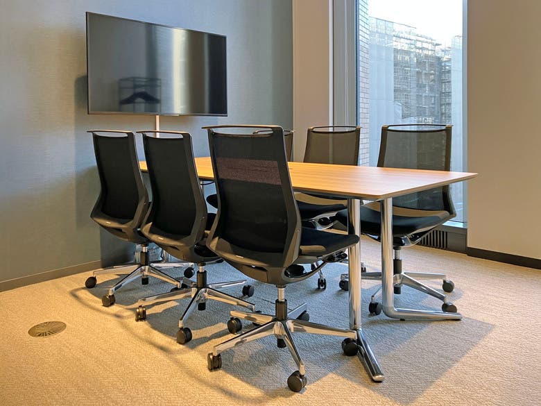 会議室 02(6名)の写真2