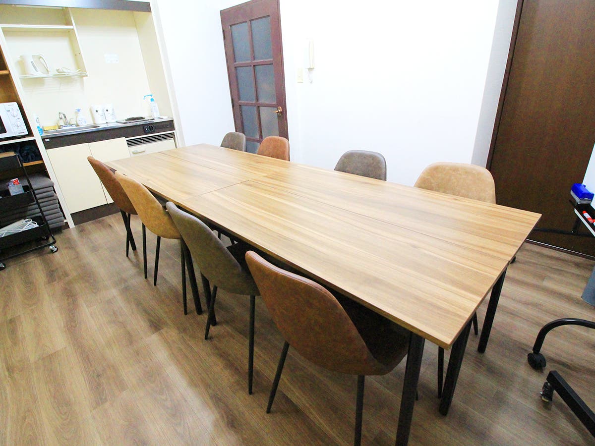 【船橋駅3分】 WIFI完備/大型モニター/会議/打合わせ/完全個室/セミナー/清潔/カリルーム船橋/【飲酒・パーティ禁止】の写真3