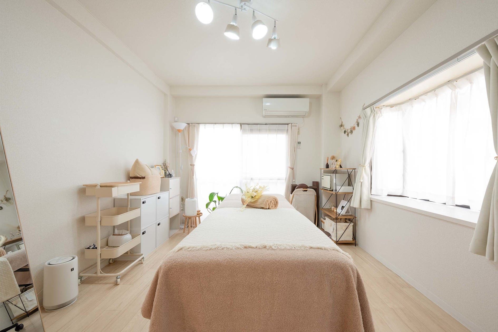 【藤沢本町駅徒歩3分❣️】150分以上の利用で大判タオル1枚無料✨マッサージ、カウンセリング、メイクレッスンなどに✨の写真3