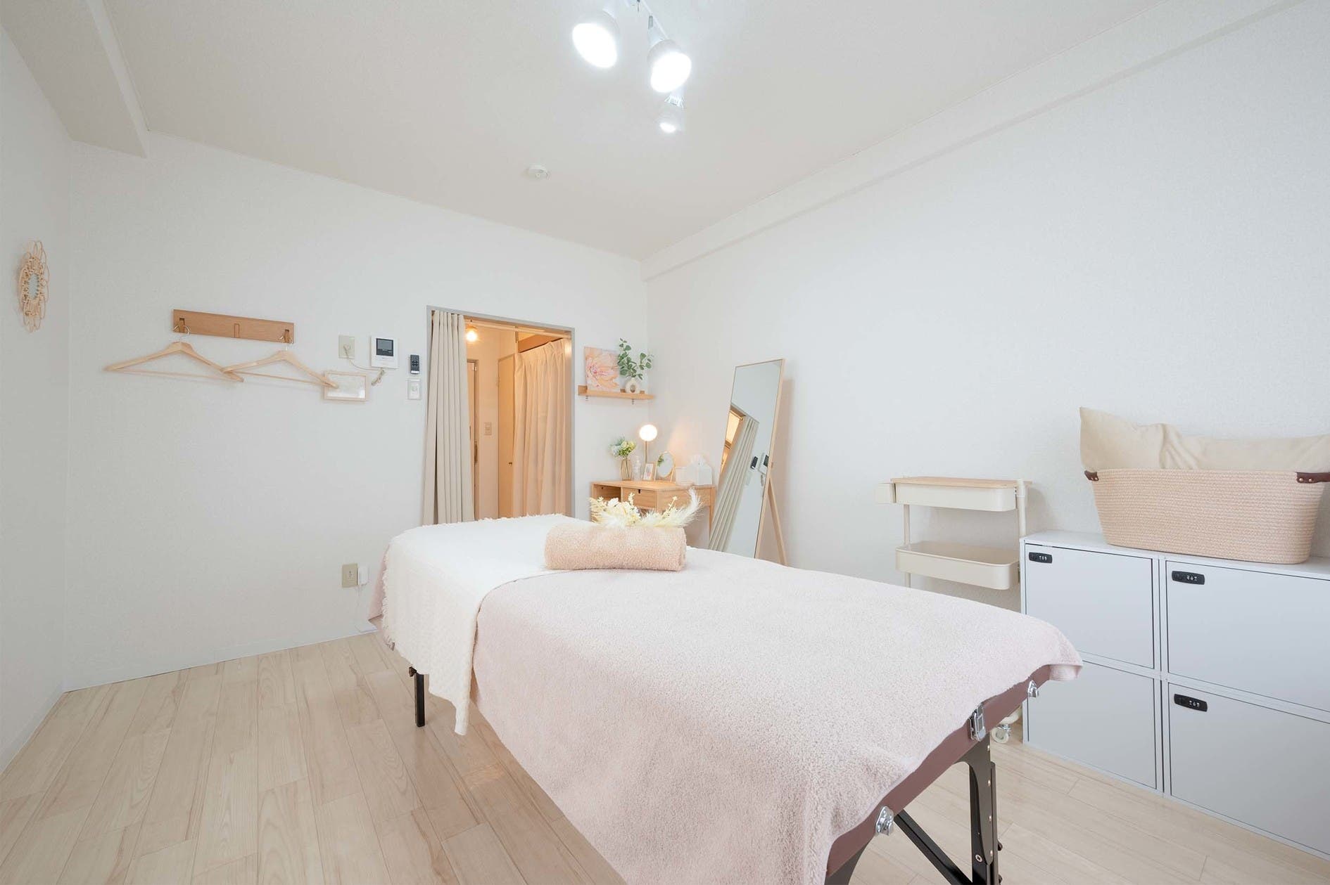 【藤沢本町駅徒歩3分❣️】150分以上の利用で大判タオル1枚無料✨マッサージ、カウンセリング、メイクレッスンなどに✨の写真4