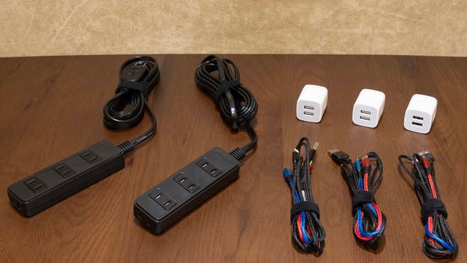 池袋駅3分🚃24H/最大14名着席🎉大型スクリーン🎬映画・大人気ゲーム機🎮おしゃれなケータリング♪の写真12