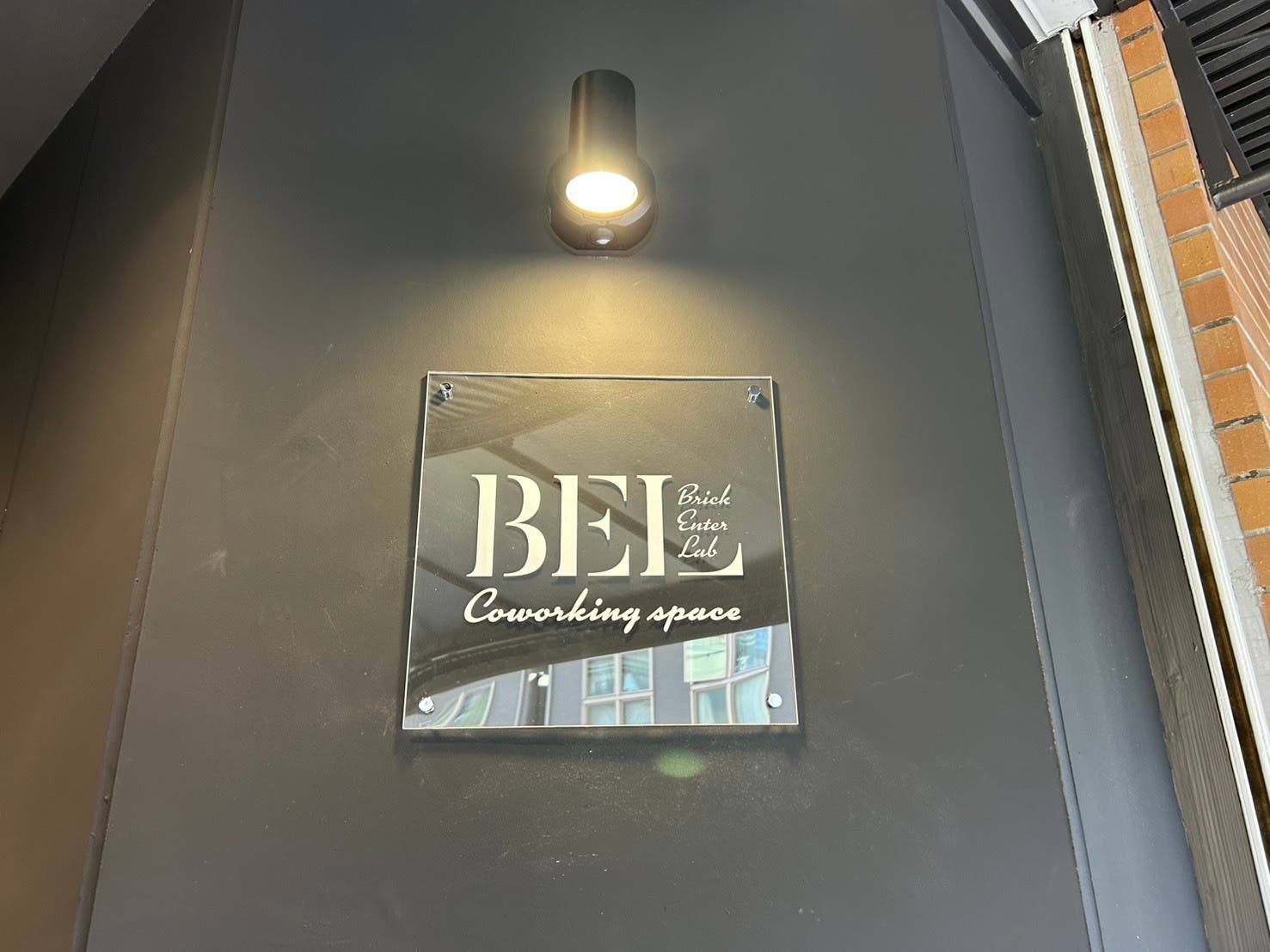 玉造駅近の24時間365日営業のコワーキングスペース&自習室がOPEN！の写真3