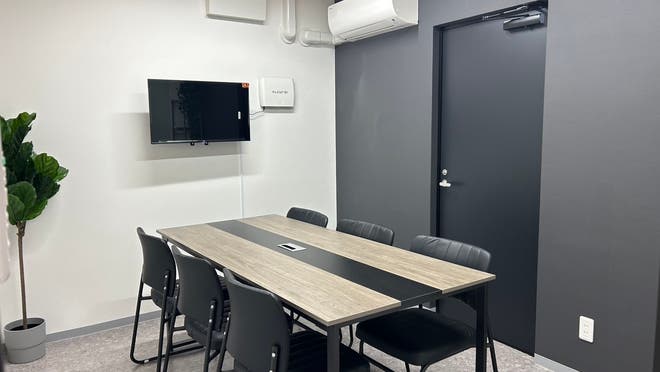 玉造駅近の24時間365日営業のコワーキングスペース&自習室がOPEN!の写真7