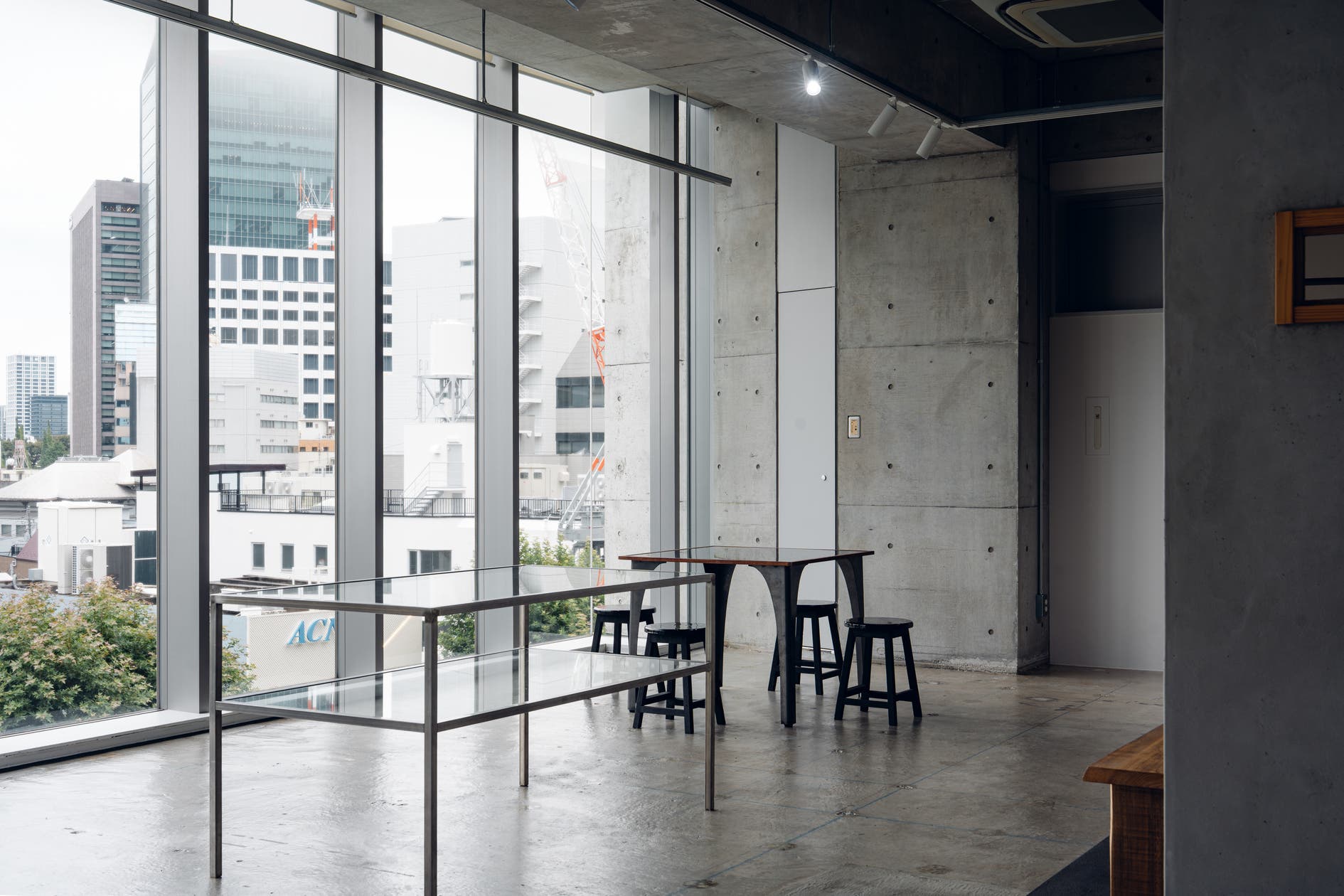 hRp_a 5F Gallery & Event 神宮前スペースの写真5