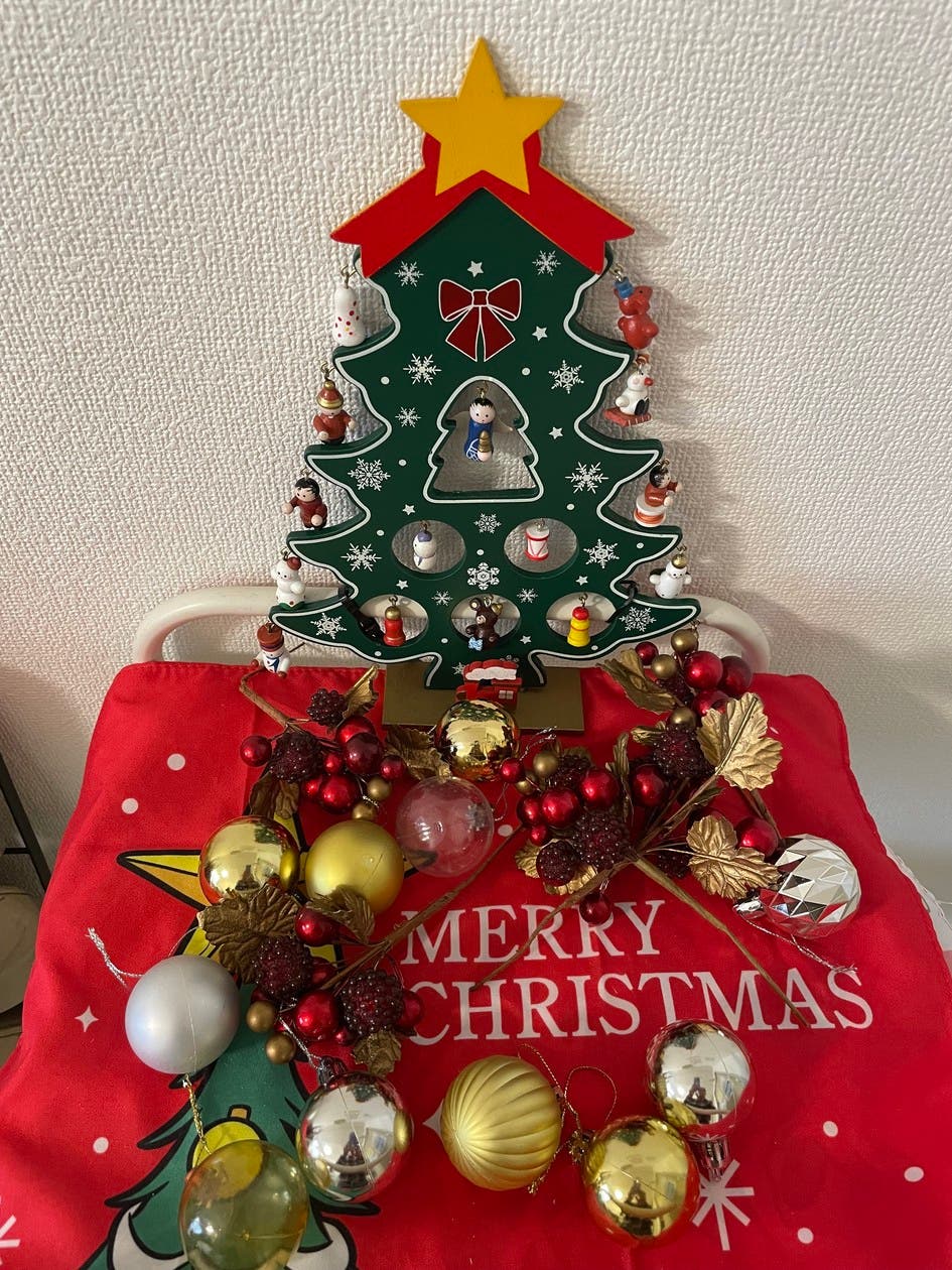 クリスマスツリー装飾中🎄歓送迎会｜パーティー・会議・作業｜大画面TV📺｜高速Wi-Fi📶｜YouTube🎥_419の写真4