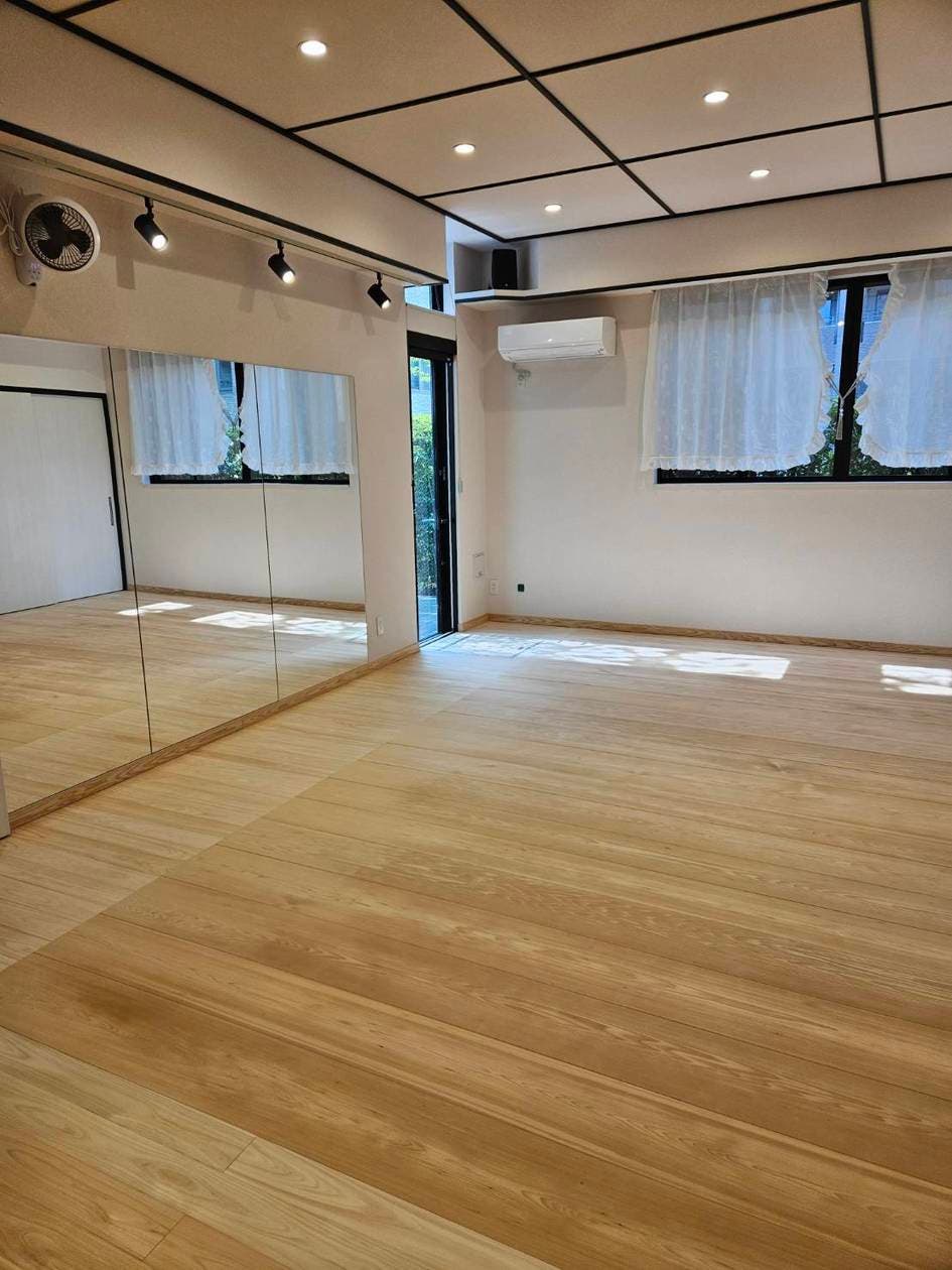 JR、東京メトロ、都営地下鉄利用可能！〇〇教室に適したレンタルスタジオの写真1