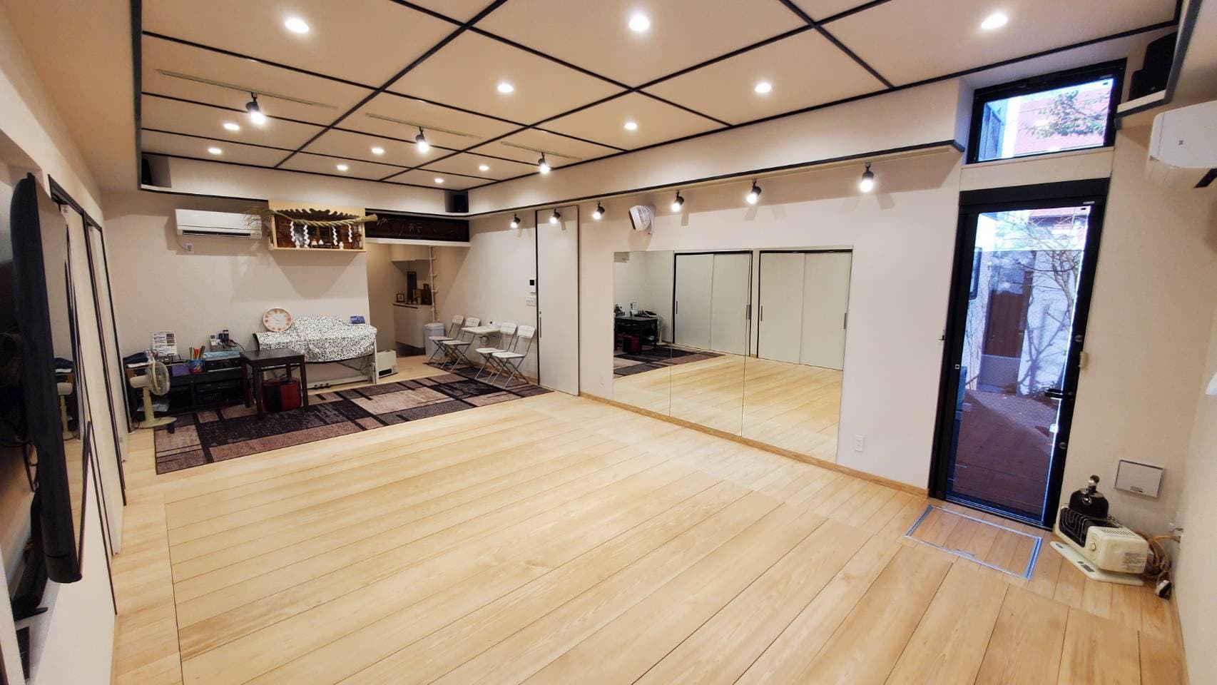 JR、東京メトロ、都営地下鉄利用可能！〇〇教室に適したレンタルスタジオの写真2