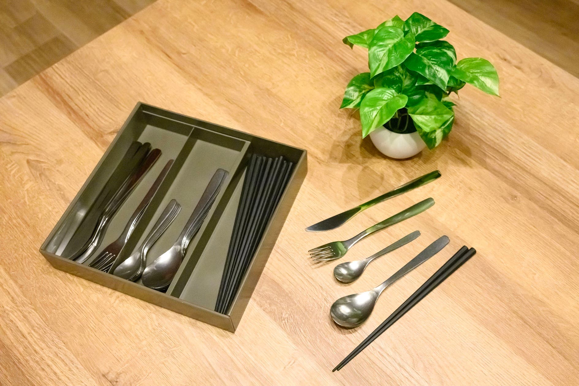 25.11月OPEN🌹心斎橋駅4分✨ラグジュアリー空間で女子会やデート💕100㌅大画面で高画質&高音質 本格シネマ体験🎥✨の写真26