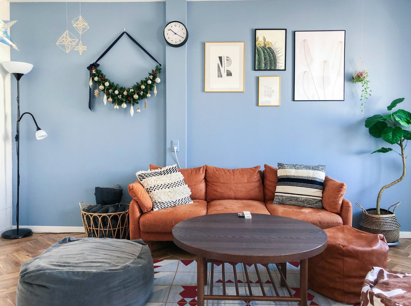 クリスマス装飾中🎅- The Room 605 -100㌅超プロジェクターでプライベートシアター📽オプション無料の写真1