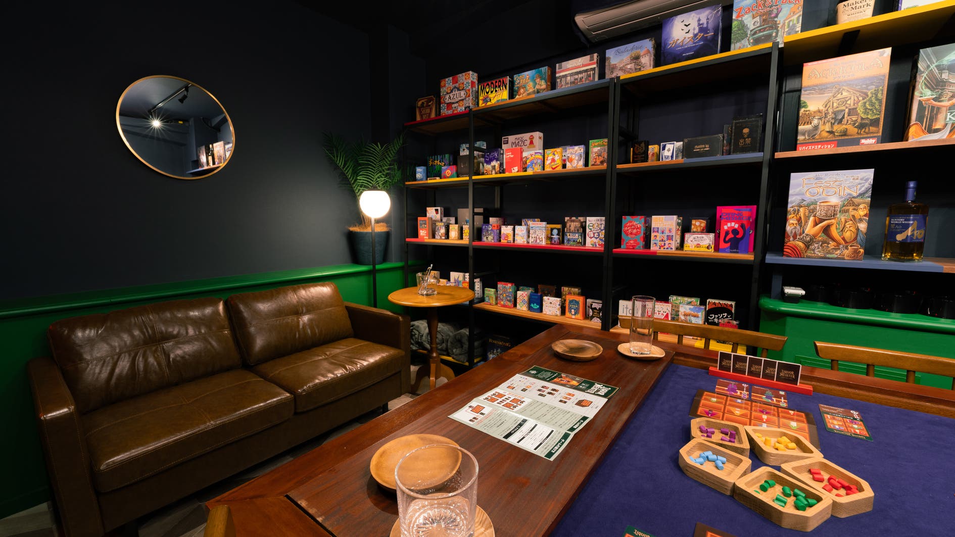 スペモ🎮ボードゲーム×洋酒を嗜むための「大人の秘密基地」THE GAMERS LOUNGE 新大久保 by SpemoGAMEの写真2