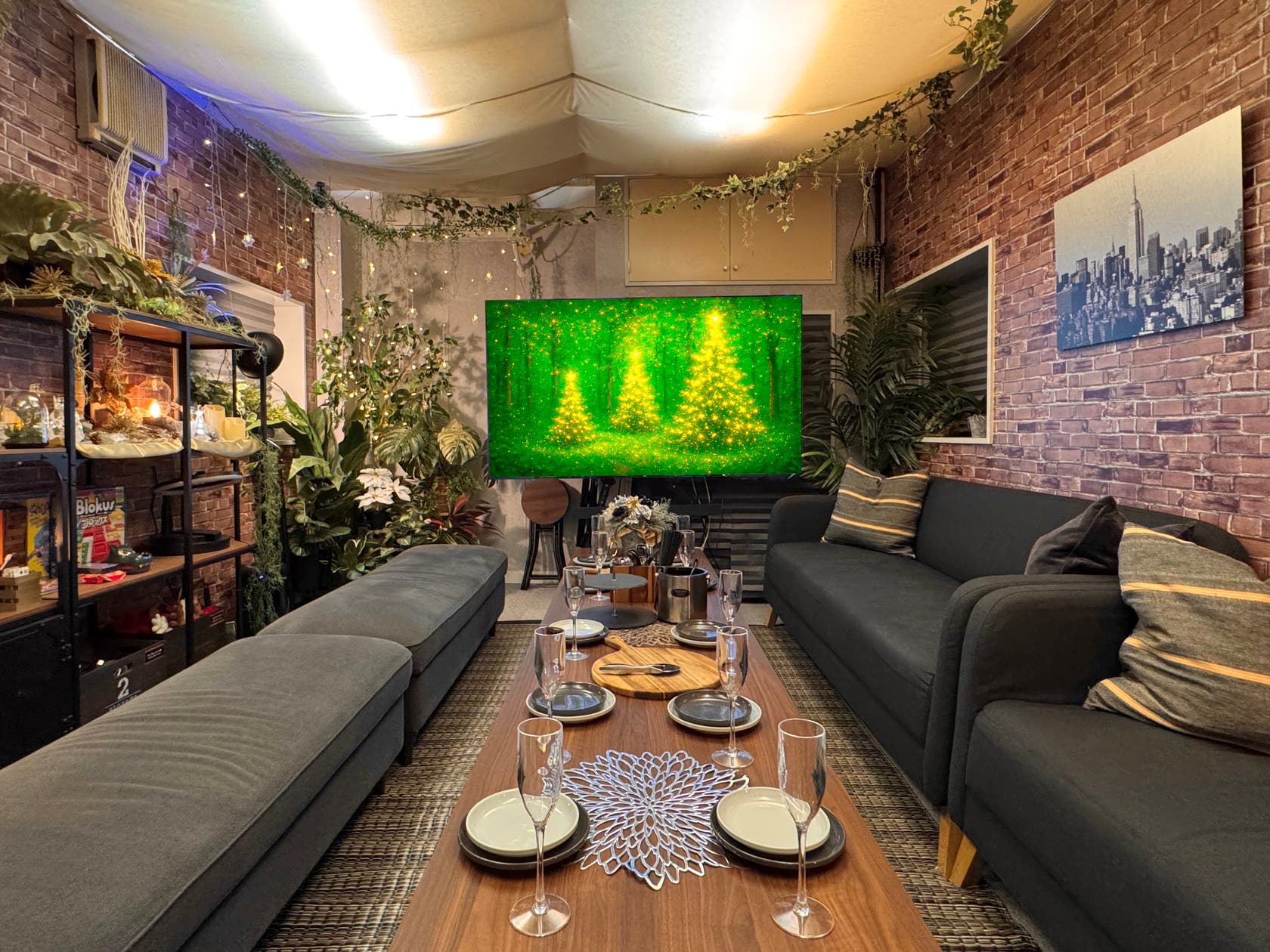 🎄森のクリスマス開催中!!🎄神田駅徒歩5分🚃本格電気式ピザ窯🍕75インチ大画面テレビ📺 14名ソファー席🛋️の写真4