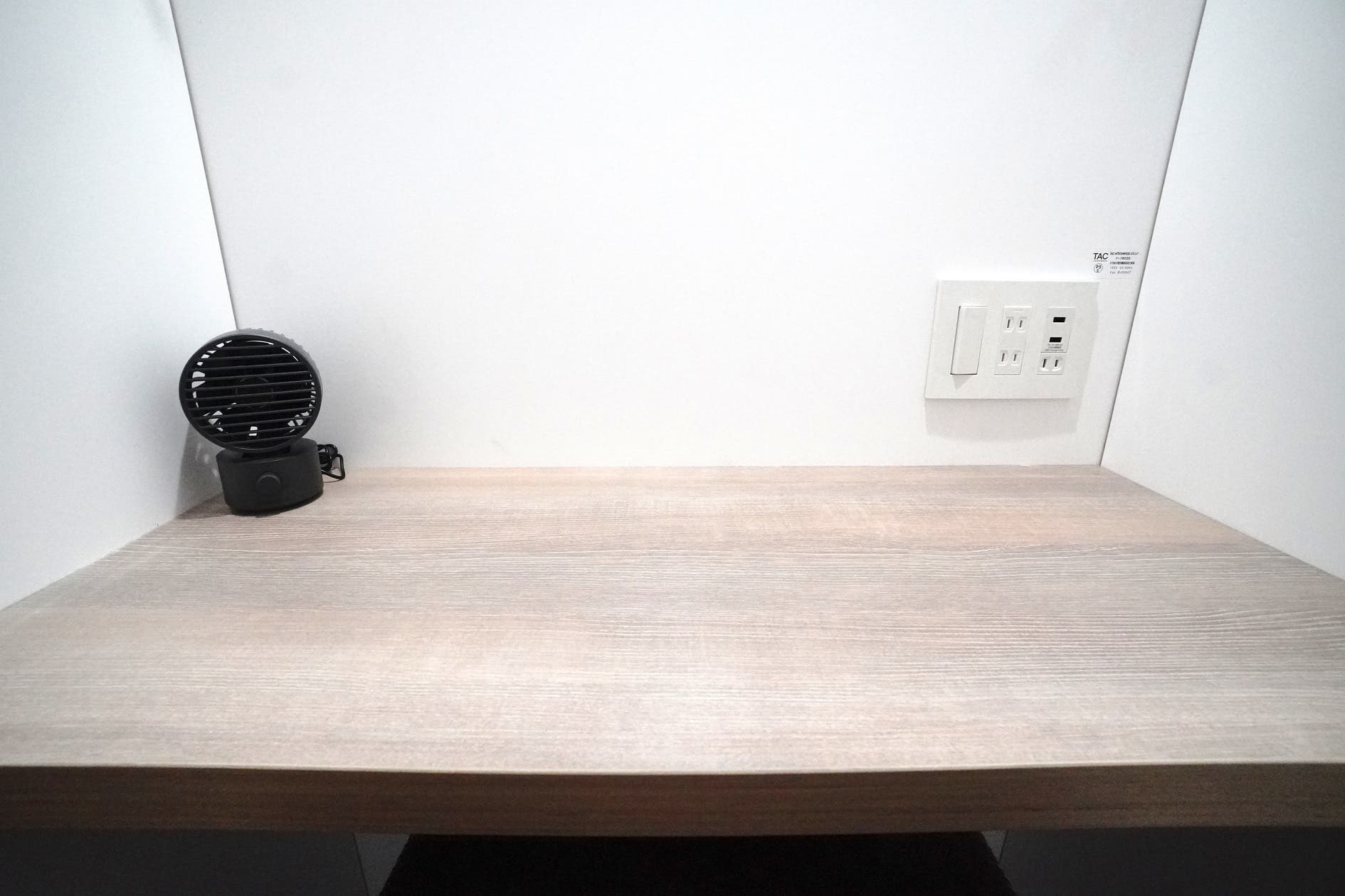 ＜NOB仙台駅西口No.1＞完全個室ワークブース💼Wi-Fi📶電源🔌テレワーク/ZOOM/面接/自習/作業の写真3