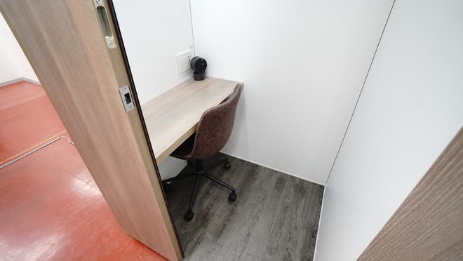 <NOB仙台駅西口No.1>完全個室ワークブース💼Wi-Fi📶電源🔌テレワーク/ZOOM/面接/自習/作業の写真4