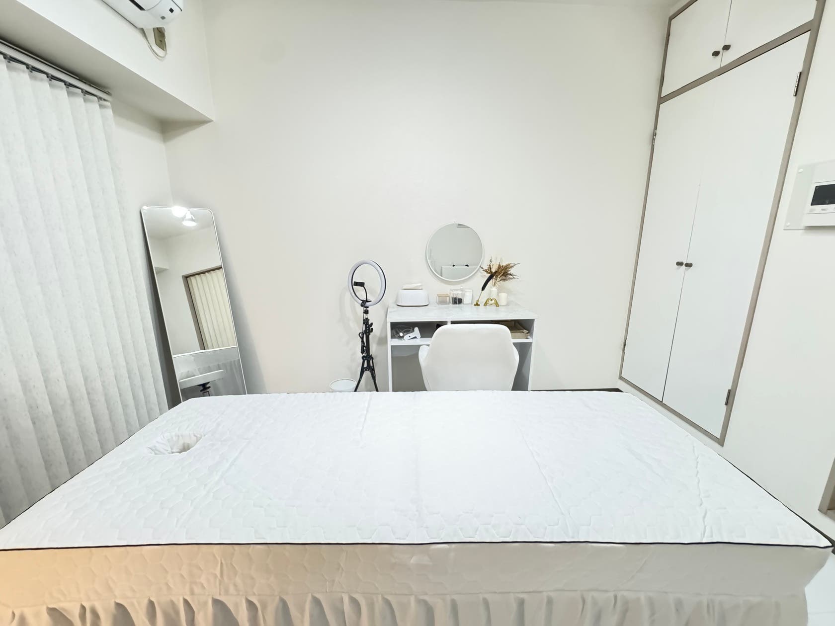 白色を基調とした明るく清潔感のある「corelabo203　SHIRO」名古屋駅徒歩５分✨エステ・ネイル・整体✨可燃ごみすて無料の写真13