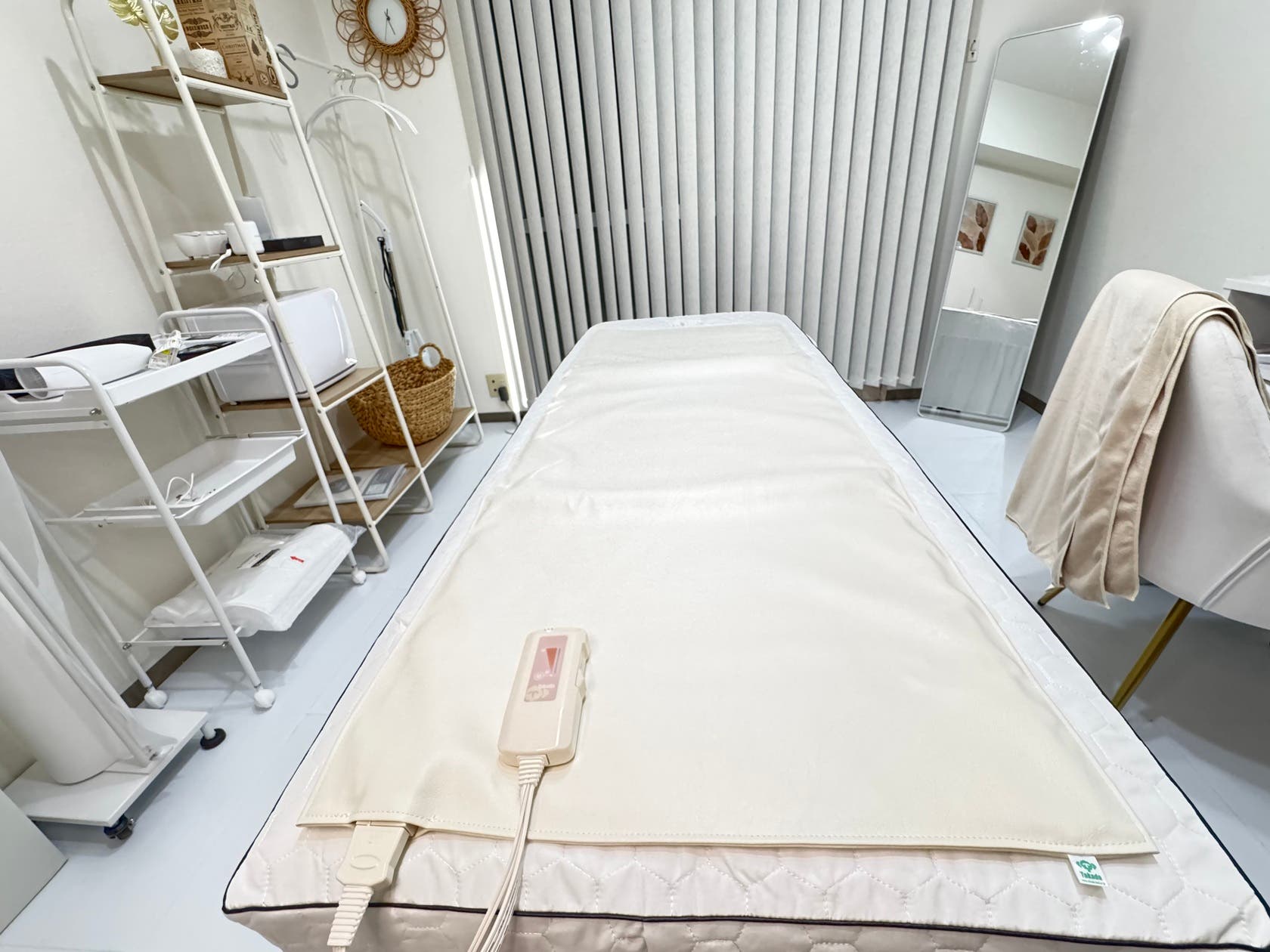 白色を基調とした明るく清潔感のある「corelabo203　SHIRO」名古屋駅徒歩５分✨エステ・ネイル・整体✨可燃ごみすて無料の写真7