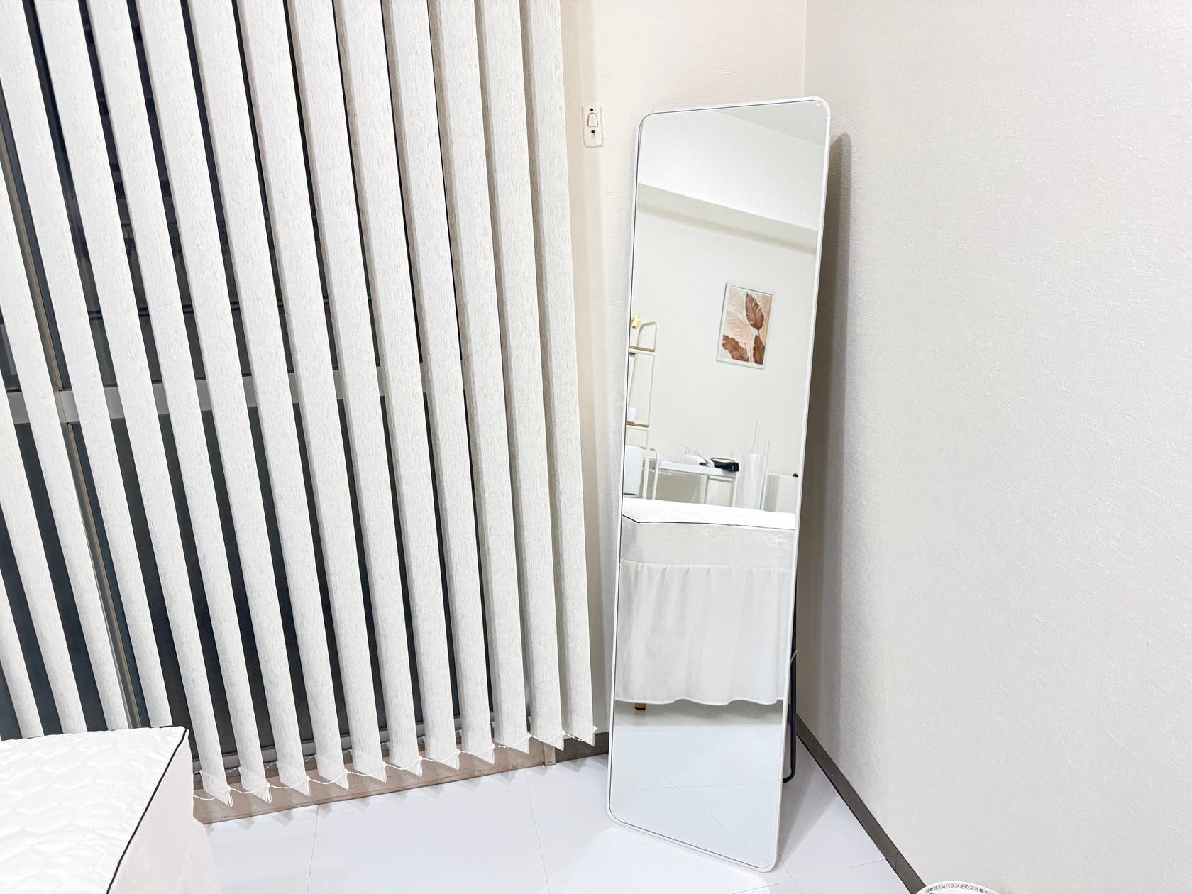 白色を基調とした明るく清潔感のある「corelabo203　SHIRO」名古屋駅徒歩５分✨エステ・ネイル・整体✨可燃ごみすて無料の写真12