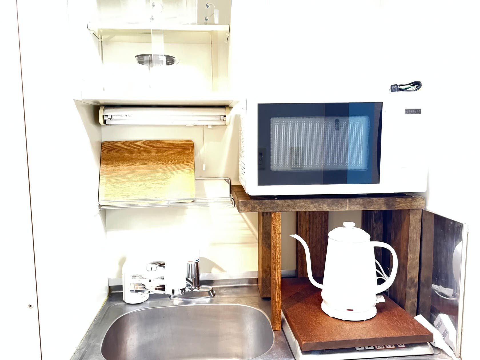 白色を基調とした明るく清潔感のある「corelabo203　SHIRO」名古屋駅徒歩５分✨エステ・ネイル・整体✨可燃ごみすて無料の写真18